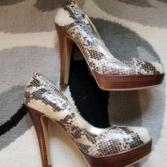 Guess | Shoes | Guess Snake Textured Phatform Heels | Poshmark